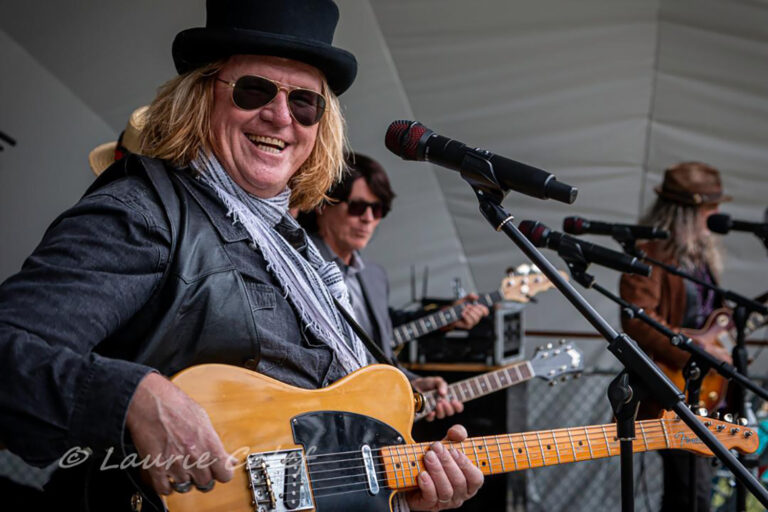 Traveling Wilburys Revue